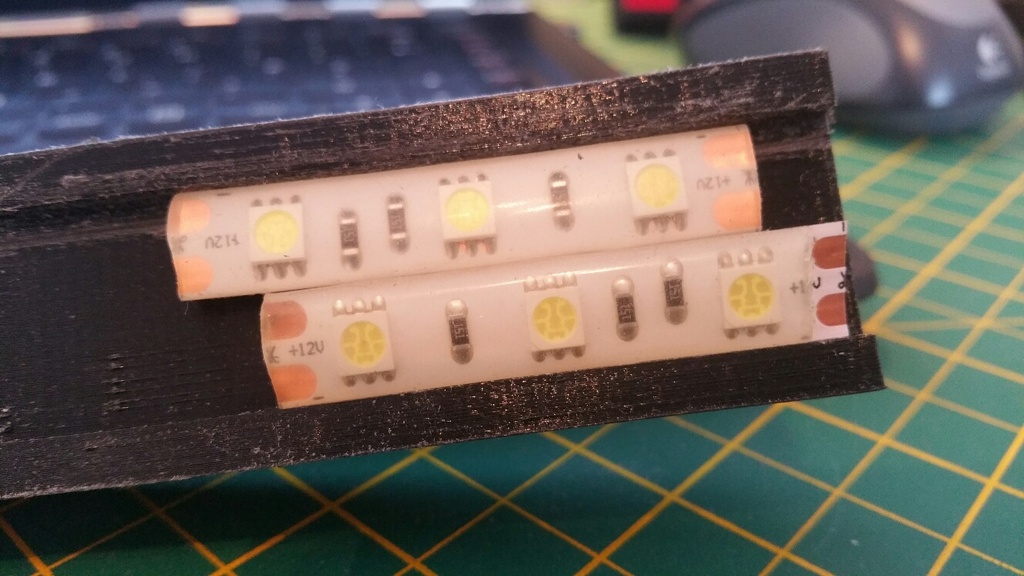 3D-Datei LED-Bogenleuchte 🪞 kostenlos・Modell zum 3D-Drucken zum herunterladen・Cults